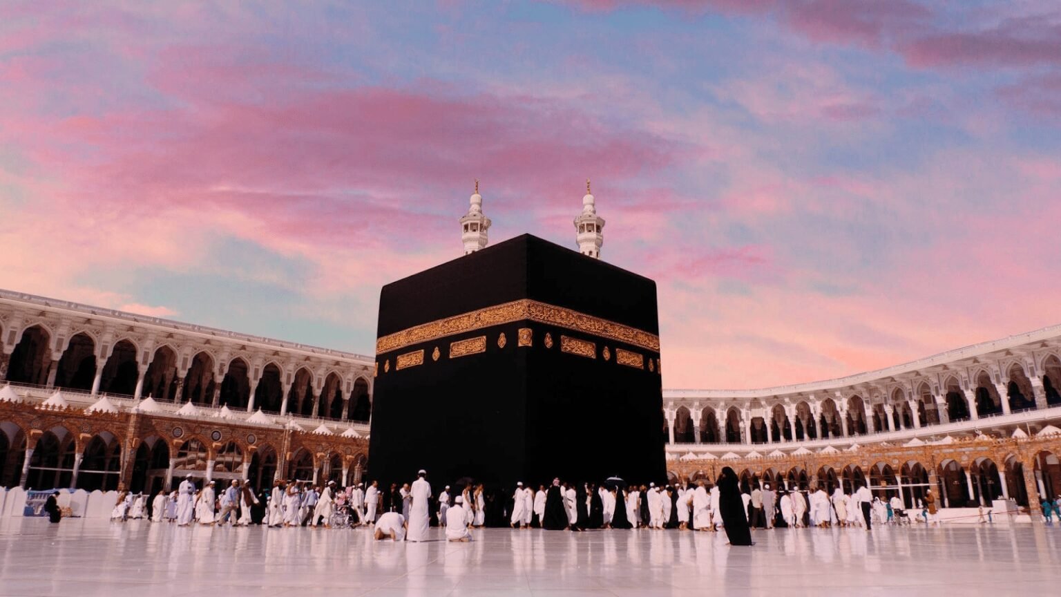Cristiano Ronaldo Backs Saudi Arabia's Global Tourism Vision 2030